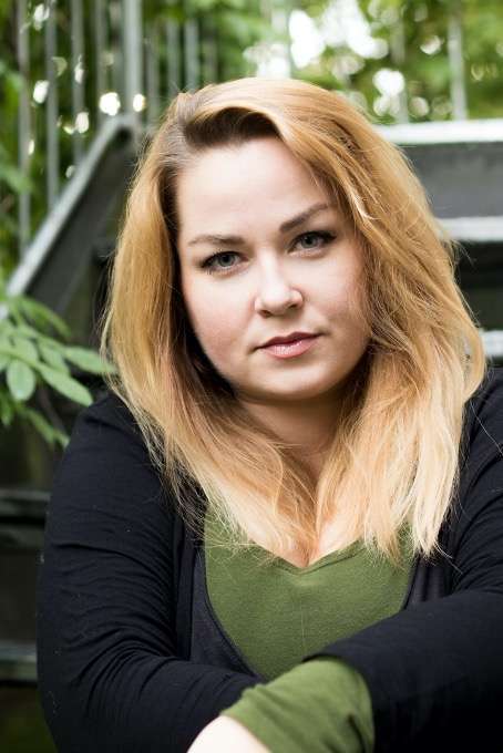 zu Besuch bei Julia Dippel - Skoutz